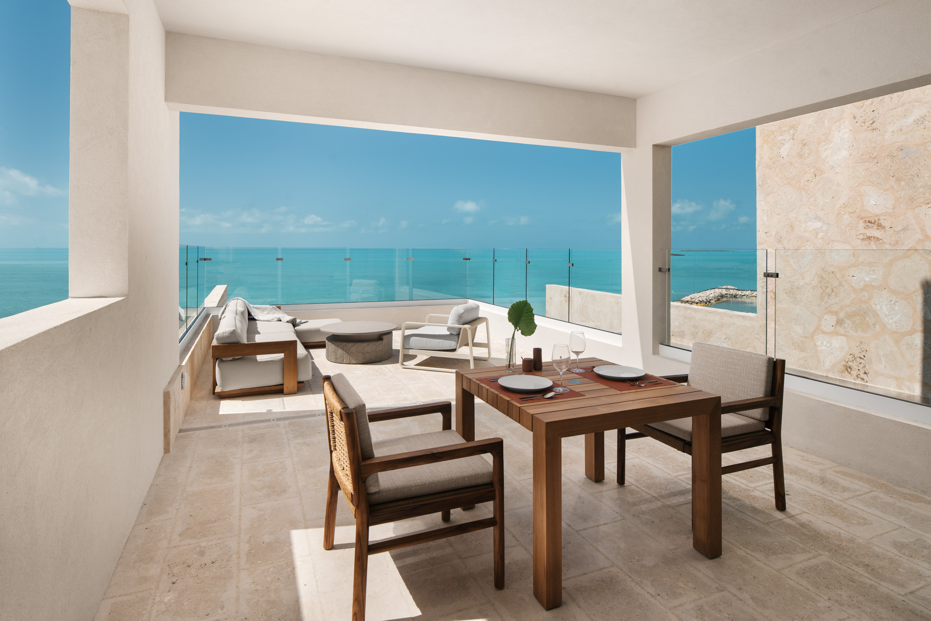 Luxury Suites in Turks & Caicos | Stay at The Strand